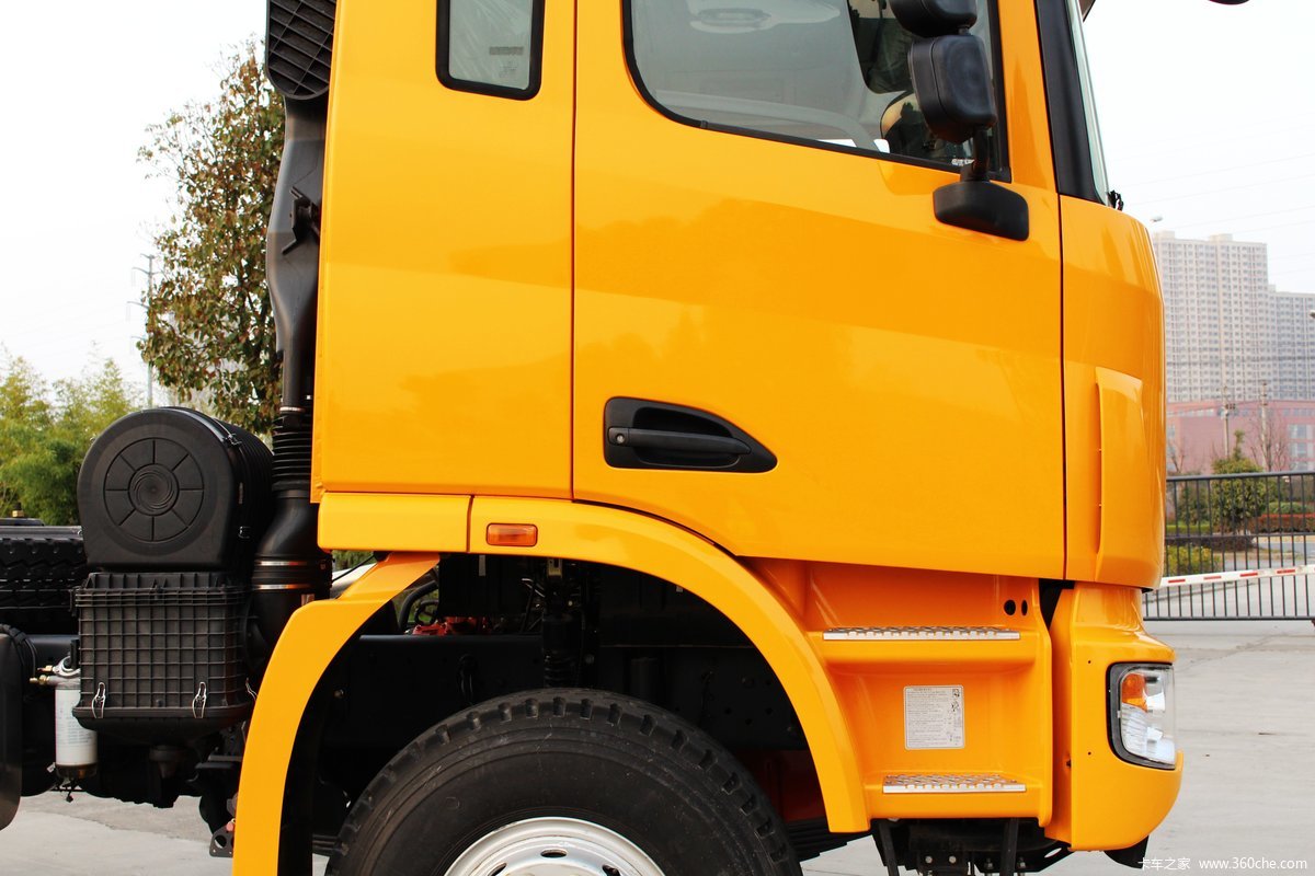 【图】联合卡车U340 340马力 6X4 5.8米自卸车(富华轮边减速桥)(SQR3251D6T4-2)_实拍图片_380911_卡车之家