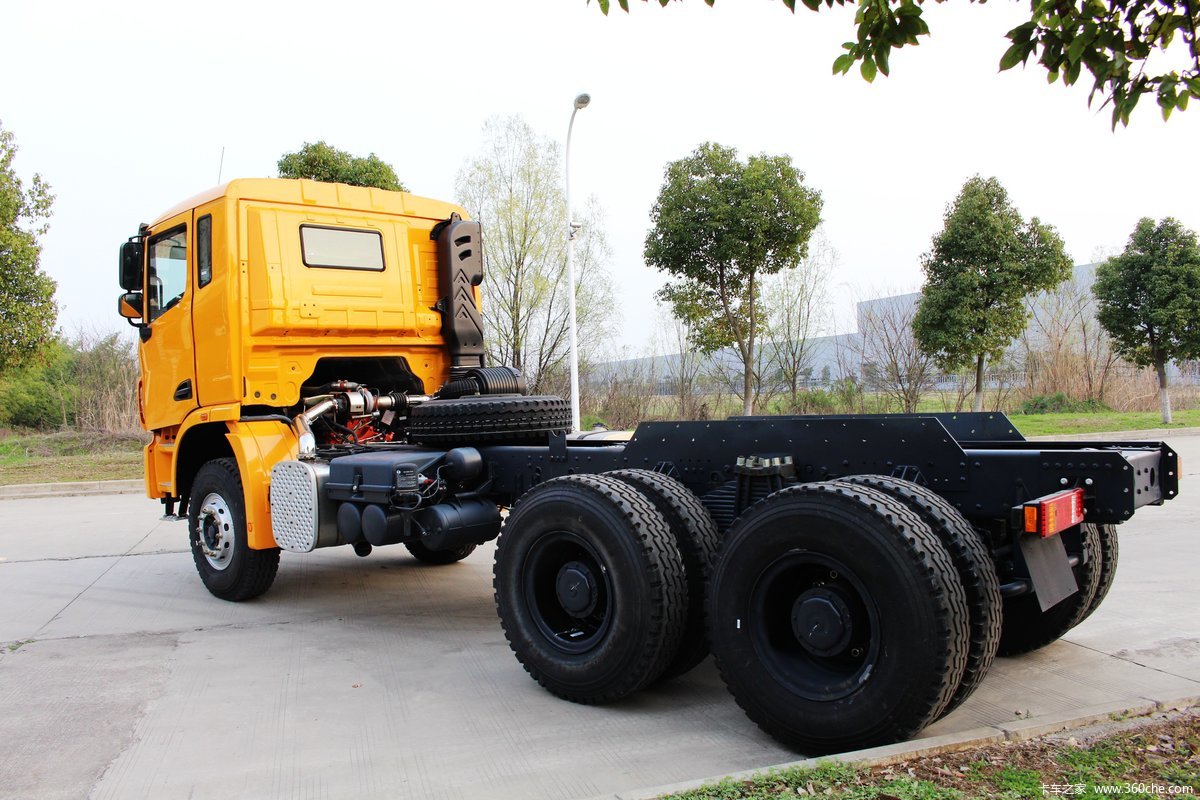 【图】联合卡车U340 340马力 6X4 5.8米自卸车(富华轮边减速桥)(SQR3251D6T4-2)_实拍图片_380917_卡车之家