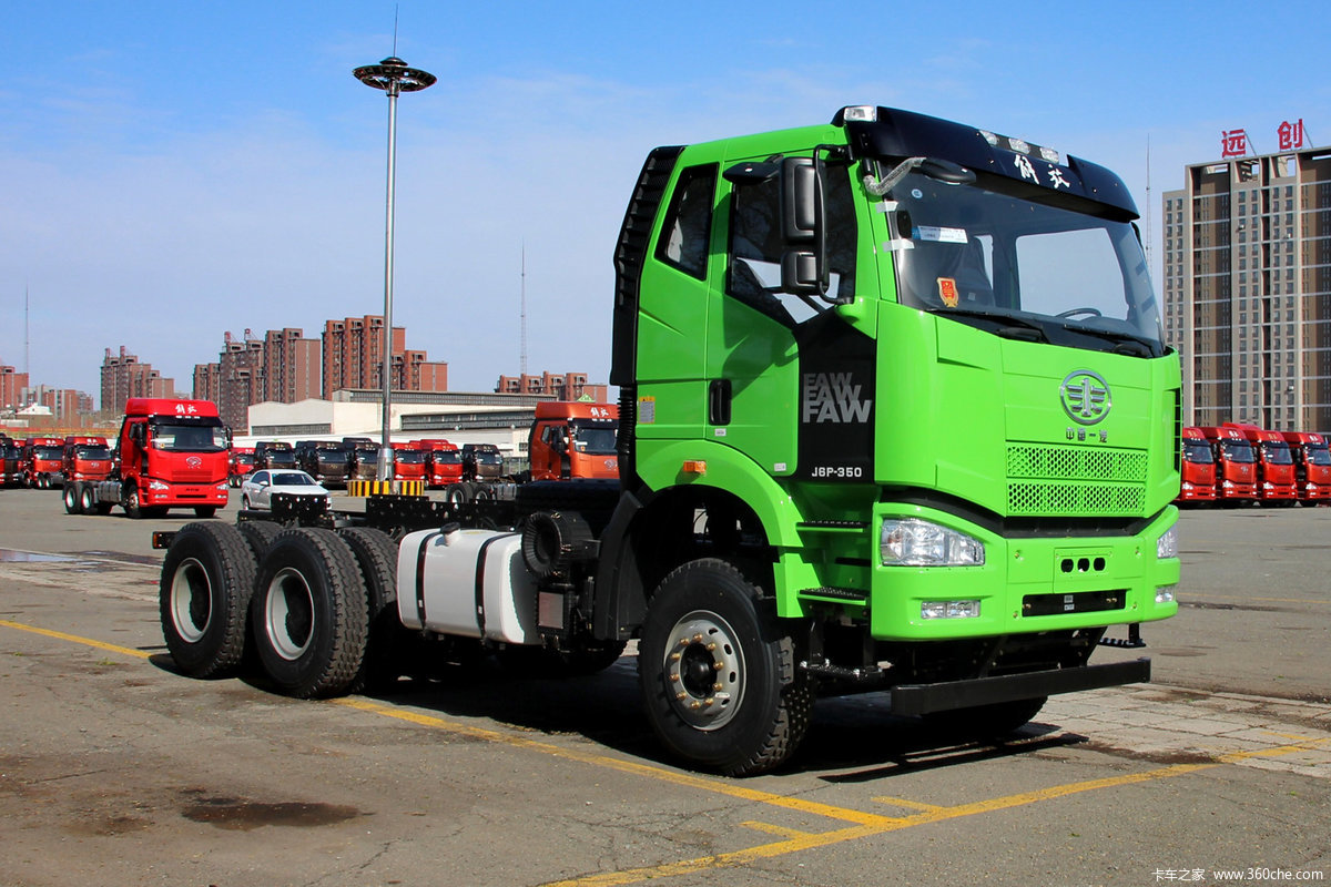 【图】一汽解放 J6P重卡 350马力 6X4自卸车底盘(CA3250P66K2L1BT1AE4)_实拍图片_398773_卡车之家