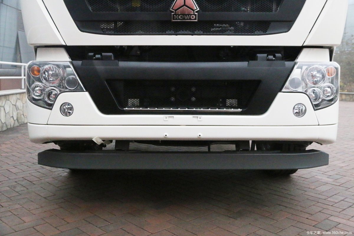 【图】中国重汽 HOWO T5G重卡 340马力 4X2 中置轴载货车(ZZ5177XXYM601GE1)_实拍图片_456239_卡车之家