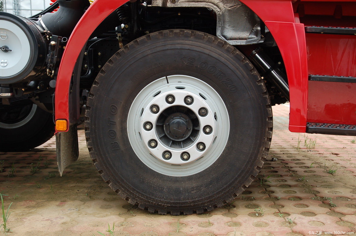 【图】陕汽 德龙F2000重卡 336马力 6X2 牵引车(加长高顶)(加强型)(SX4205NR279)_实拍图片_46920_卡车之家