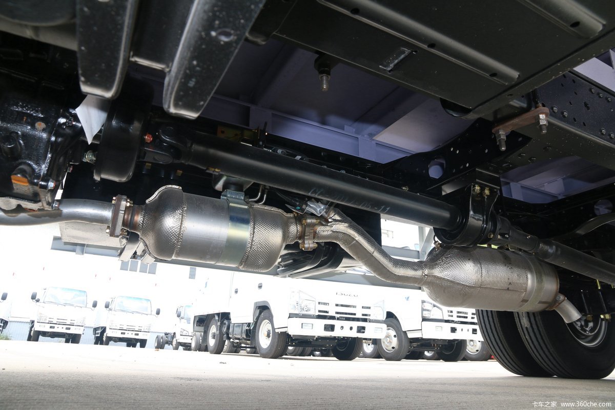 【图】庆铃 五十铃100P 98马力 4.25米单排厢式轻卡(QL5040XXYA6HA)_实拍图片_512373_卡车之家