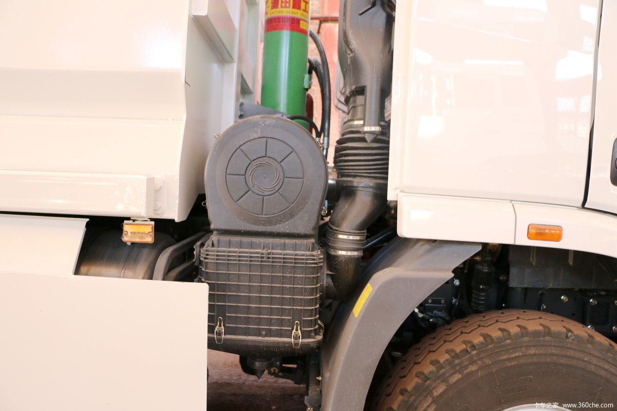 【图】联合卡车 U370 370马力 6X2 城市渣土自卸车(SQR5252ZLJN6T4-1)_实拍图片_558657_卡车之家