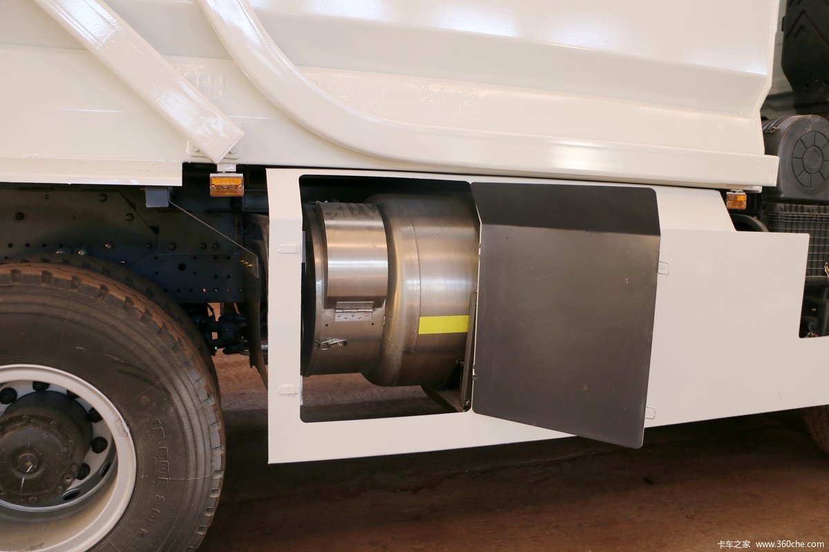 【图】联合卡车 U370 370马力 6X2 城市渣土自卸车(SQR5252ZLJN6T4-1)_实拍图片_558657_卡车之家