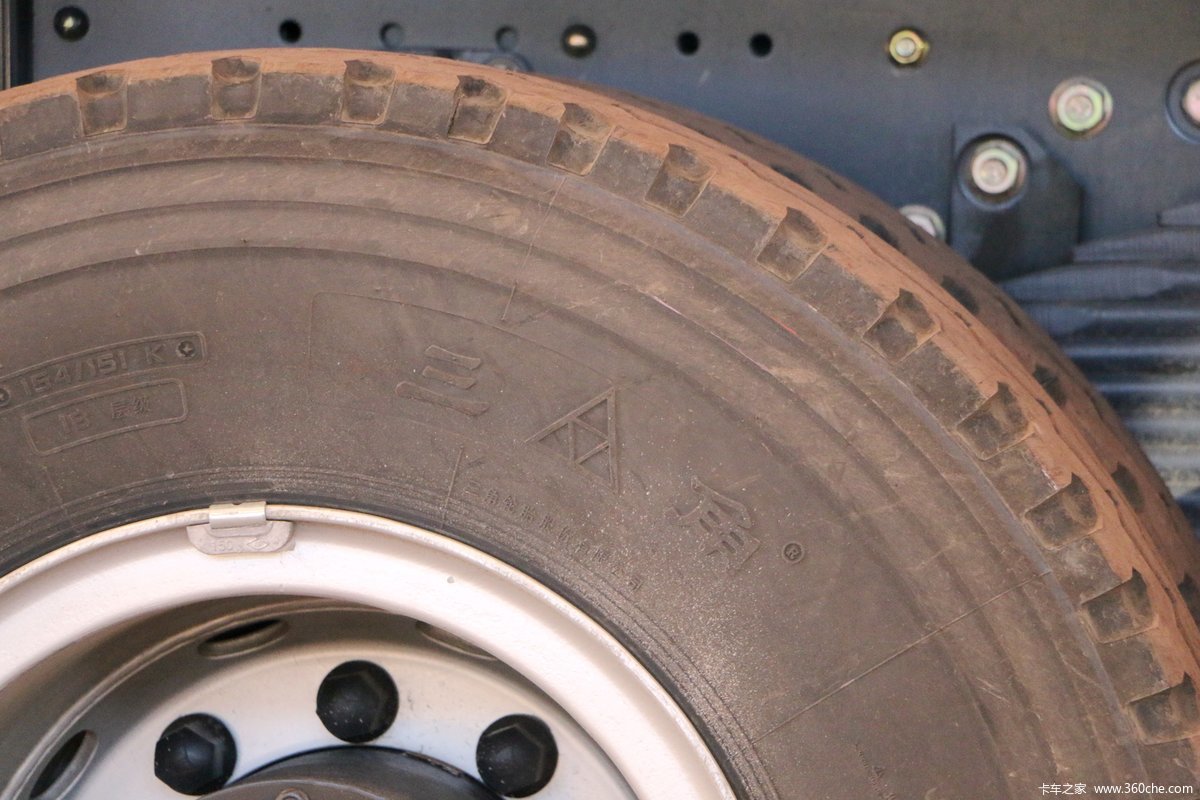 【图】联合卡车 U370 370马力 6X2 城市渣土自卸车(SQR5252ZLJN6T4-1)_实拍图片_558657_卡车之家