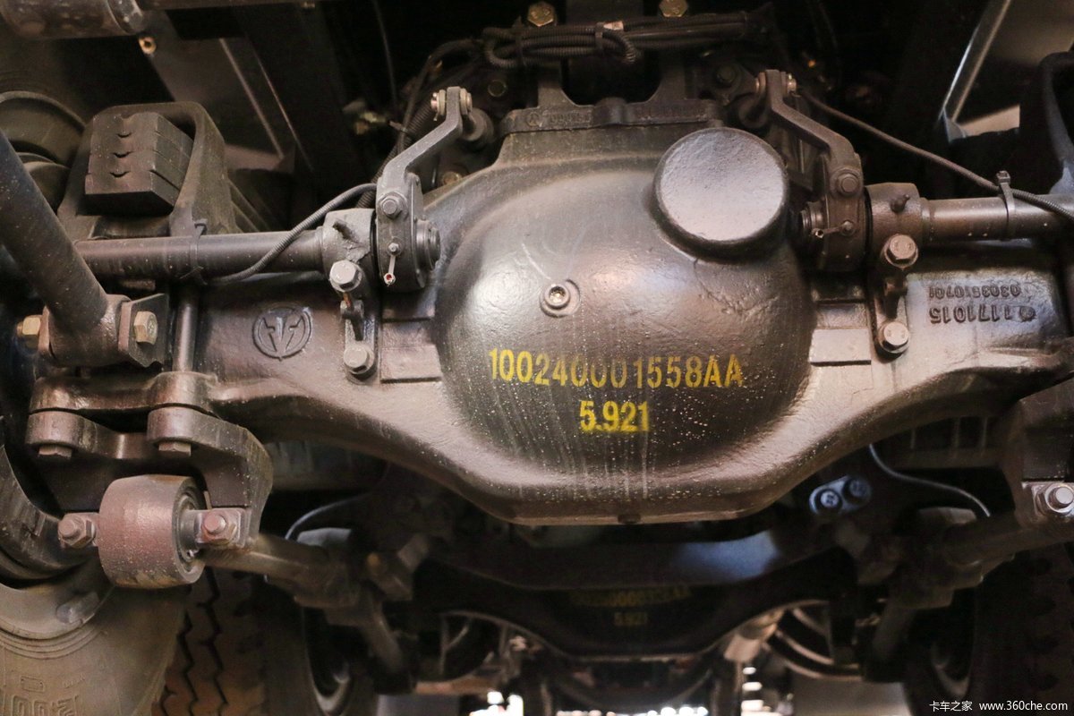 【图】联合卡车 U370 370马力 6X2 城市渣土自卸车(SQR5252ZLJN6T4-1)_实拍图片_558657_卡车之家