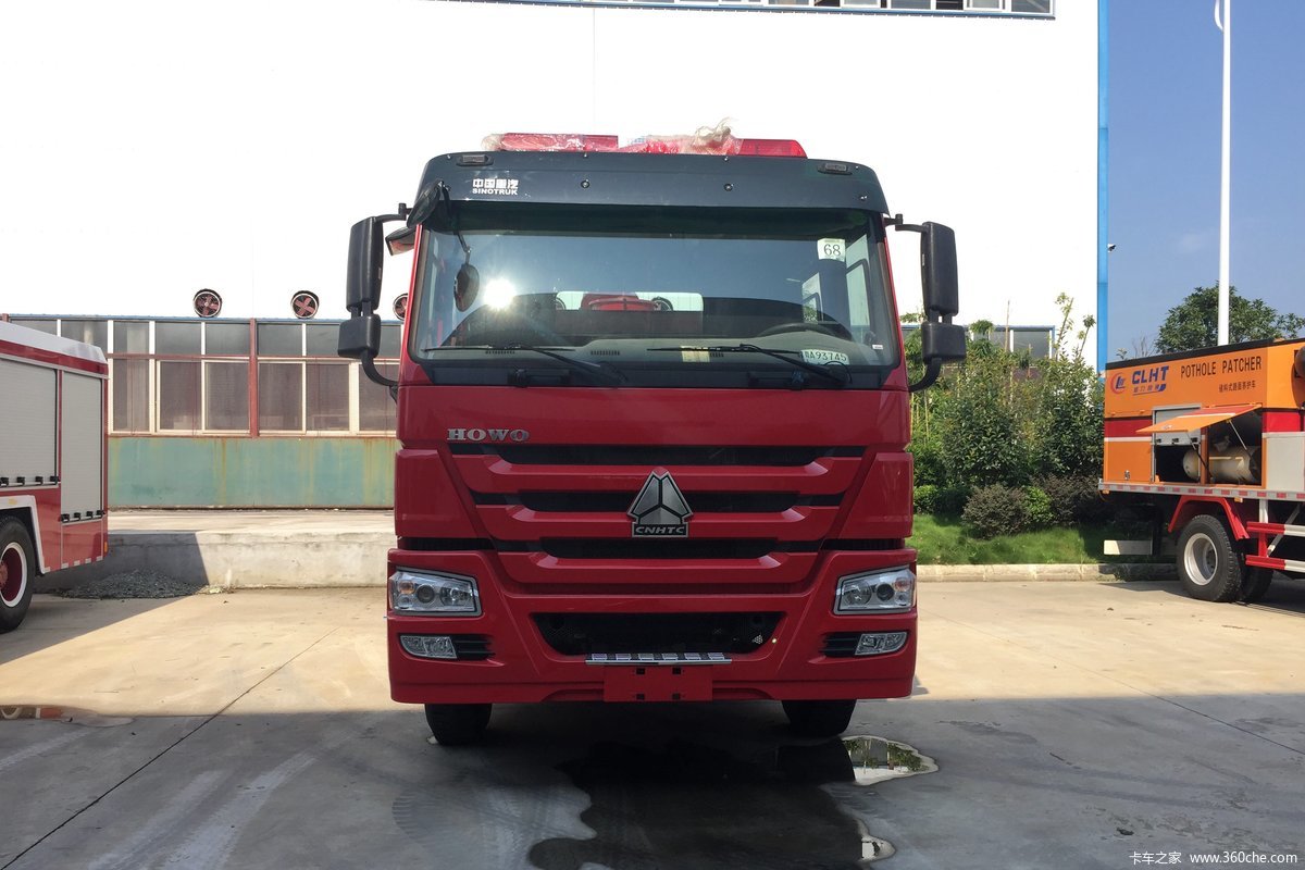 【图】中国重汽 HOWO 320马力 4X2 水罐消防车(程力威牌)(HXF5200GXFSG80/HW)_实拍图片_597396_卡车之家