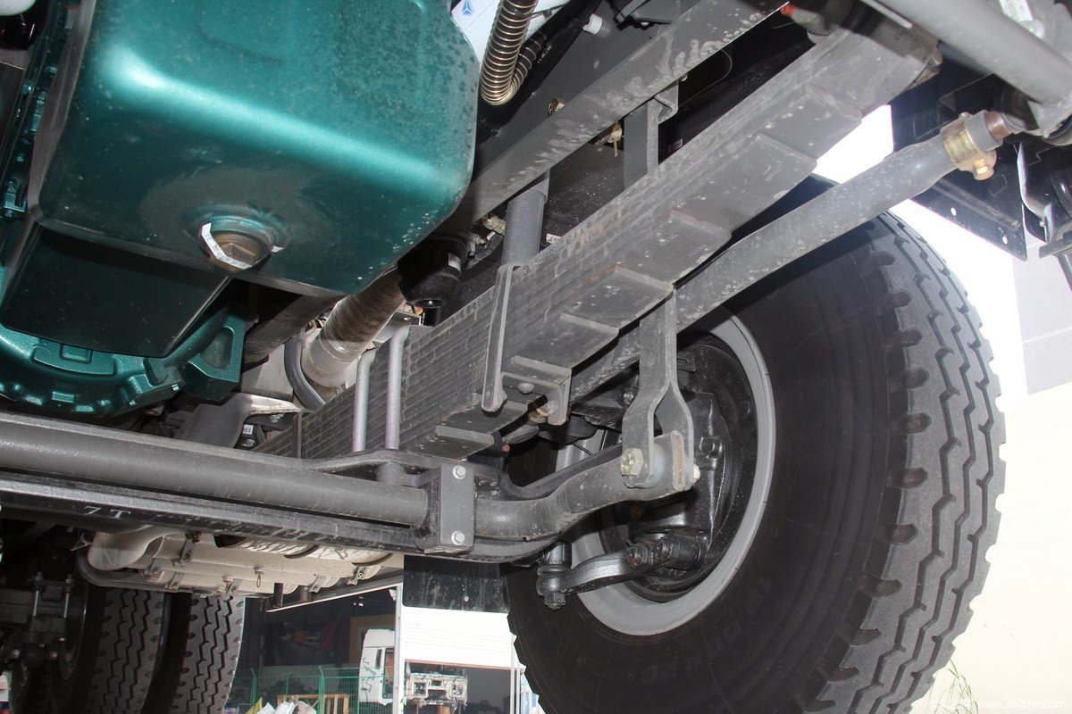 【图】中国重汽 斯太尔D7B重卡 340马力 6X4 5.6米自卸车(ZZ5253ZLJN3841E1NB)_实拍图片_603485_卡车之家