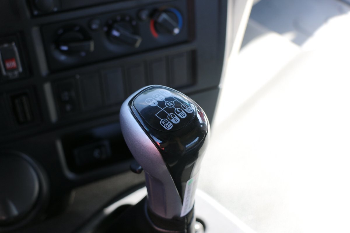 【图】中国重汽 斯太尔D7B重卡 400马力 6X4牵引车(ZZ4253N3241E1BN)_实拍图片_777426_卡车之家