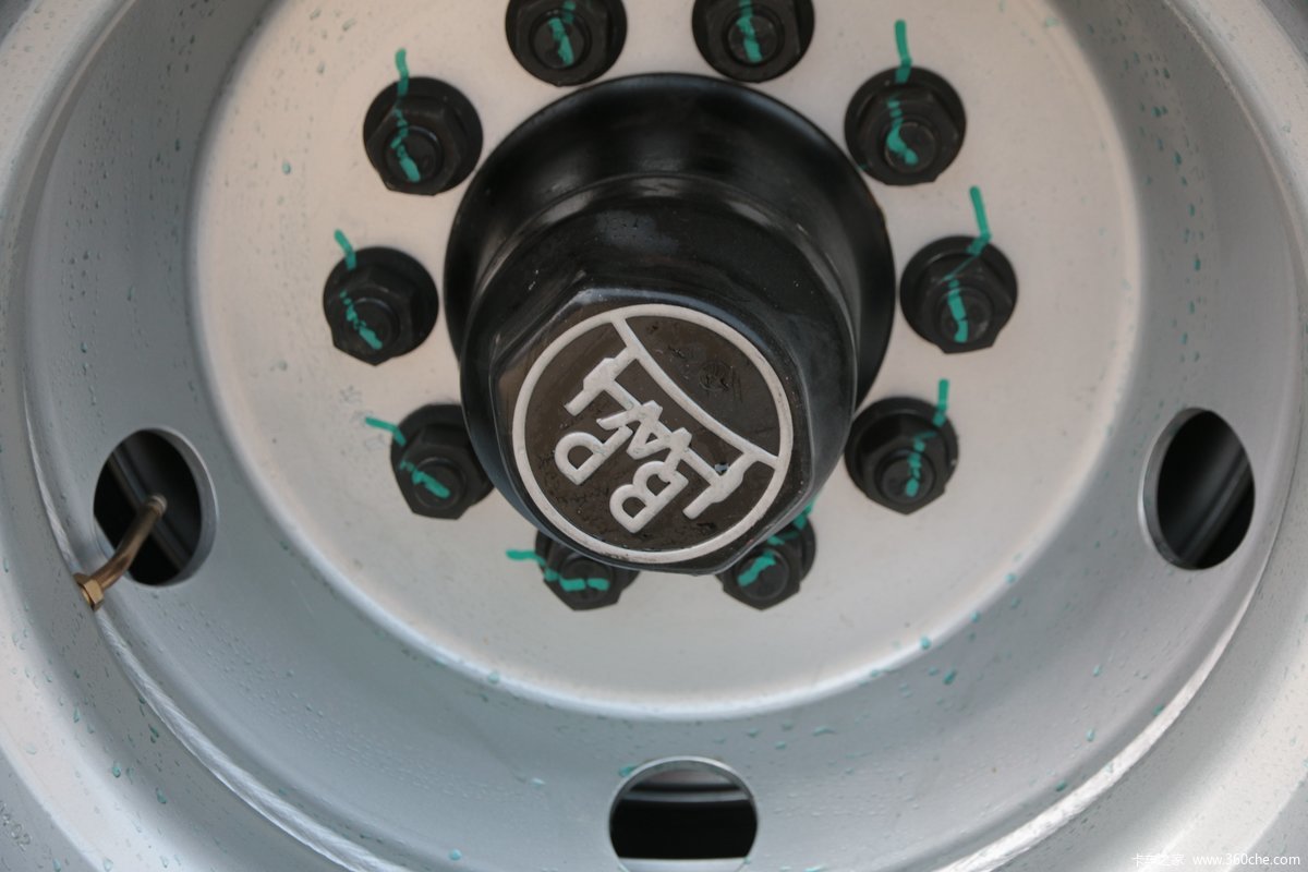 【图】中集华骏 13.75米厢式半挂车_实拍图片_802191_卡车之家