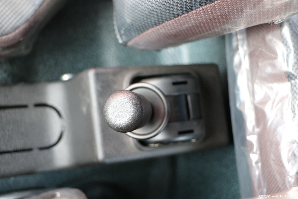 【图】重汽王牌 7系 757B 129马力 4X2 3.8米自卸车(5L后桥)(CDW3040A2Q5)_实拍图片_811401_卡车之家