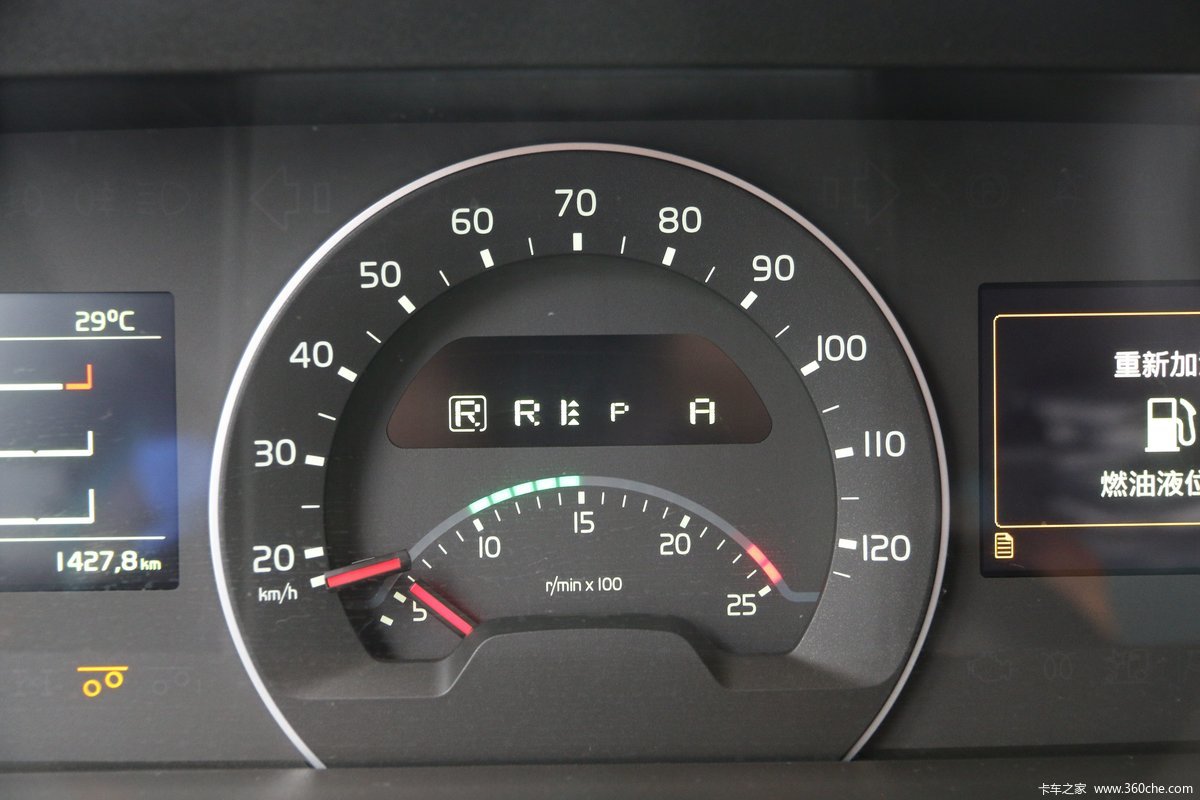 【图】沃尔沃 新FM重卡 460马力 6X2R牵引车(FM460 62T B)_实拍图片_813735_卡车之家