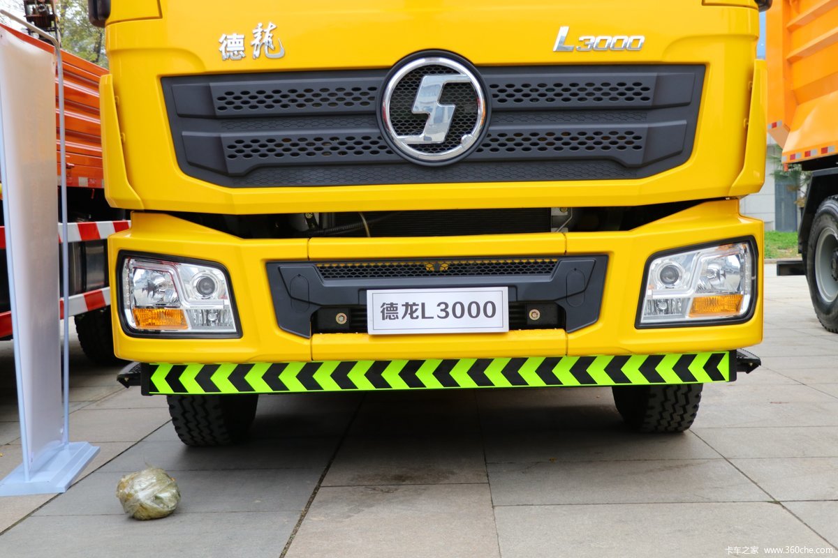 【图】陕汽重卡 德龙L3000 185马力 4X2 汽车起重机(骏通牌)(JF5171JQZ(JPC120))_实拍图片_867250_卡车之家