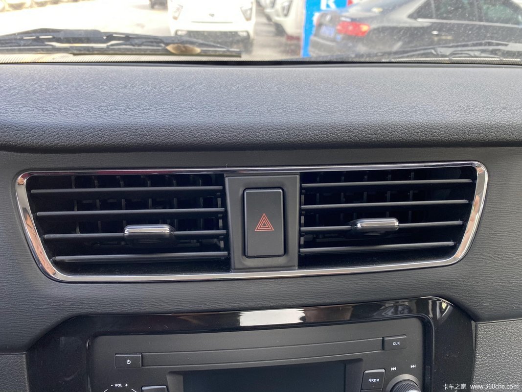 【图】东风小康 D51 2019款 基本型 1.5L 112马力 汽油 3.4米单排栏板微卡(国六)(DXK1031TKHL)_实拍图片_890556_卡车之家