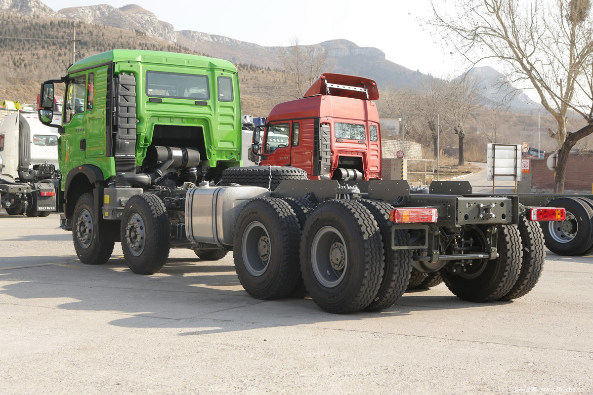 【图】中国重汽 HOWO TX重卡 400马力 8X4 7.8米自卸车(ZZ3317V386GE1)_实拍图片_990080_卡车之家