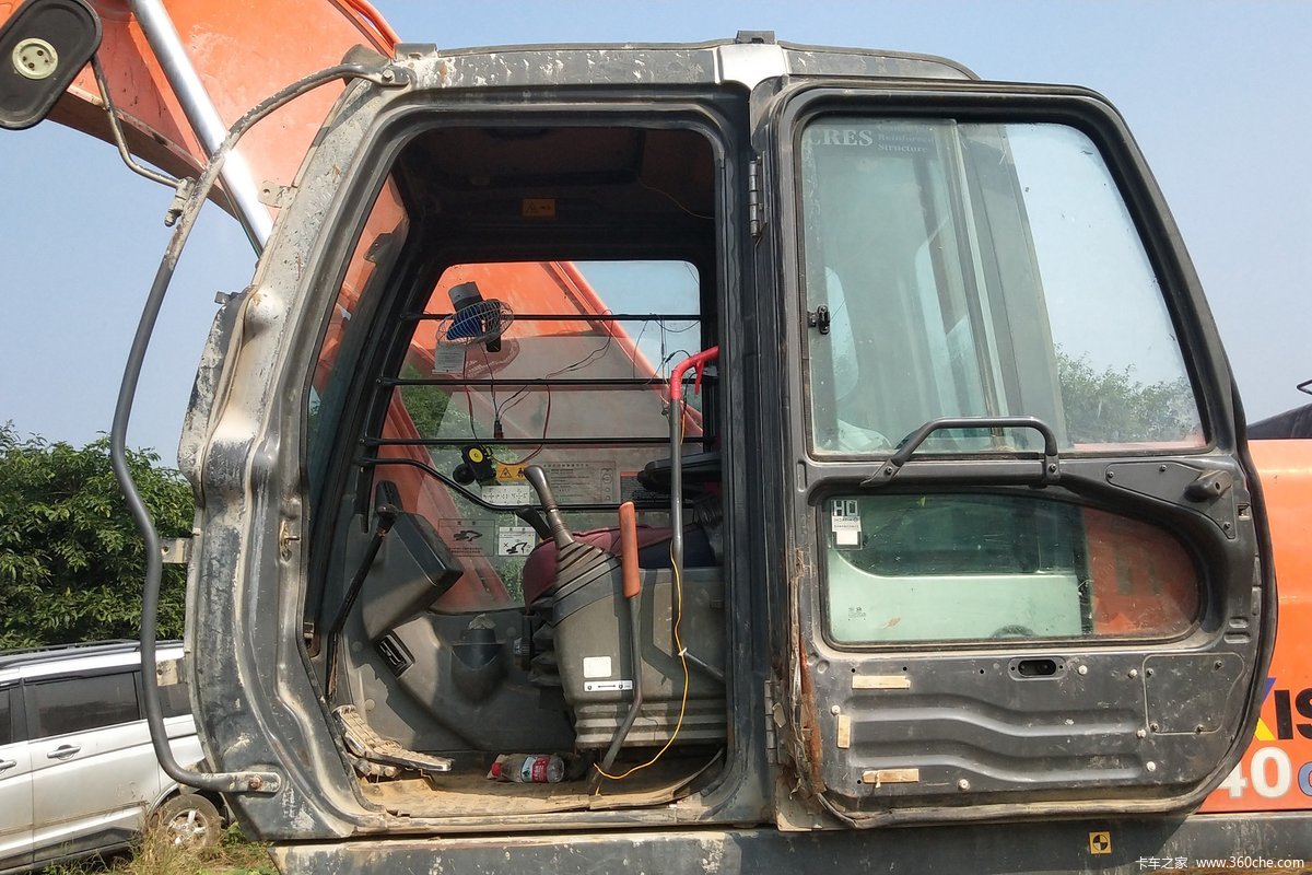 【图】日立 ZX240-3G中型挖掘机_实拍图片_1000631_卡车之家