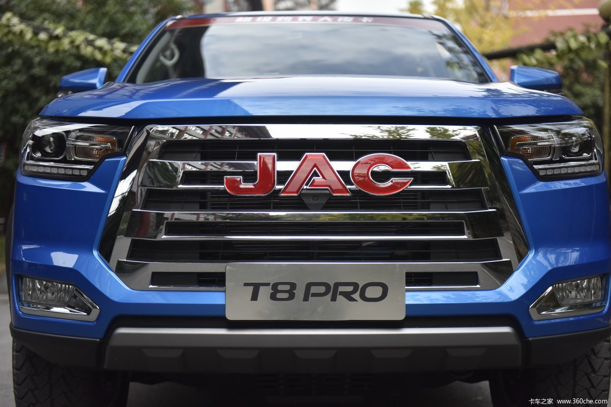 【图】江淮T8PRO 2021款 锐行版 2.0T柴油 150马力 两驱 大双排皮卡(国六)_实拍图片_1070604_卡车之家