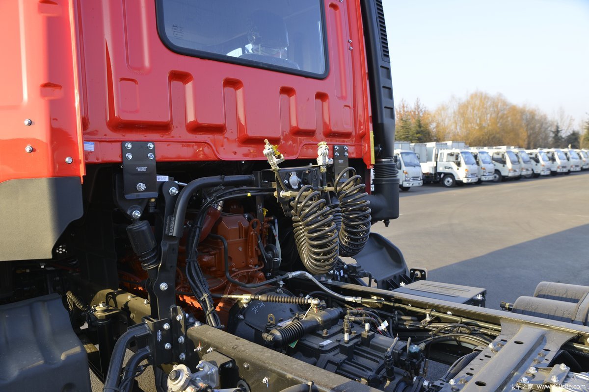 【图】江淮 格尔发K5L中卡 170马力 4X2牵引车(HFC4141P3K1A35S2V)_实拍图片_1129340_卡车之家