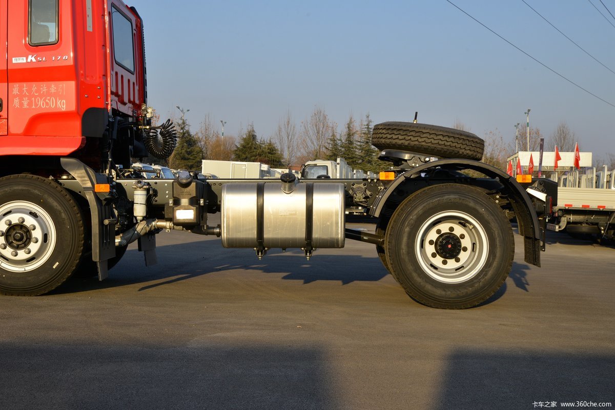 【图】江淮 格尔发K5L中卡 170马力 4X2牵引车(HFC4141P3K1A35S2V)_实拍图片_1129340_卡车之家