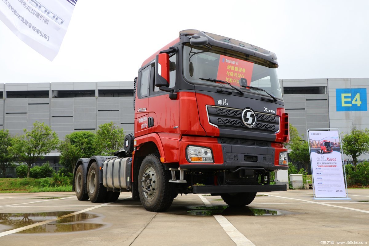 【图】陕汽重卡 德龙X3000 550马力 6X4 牵引车(平顶)(SX4250XC42)_实拍图片_1183270_卡车之家