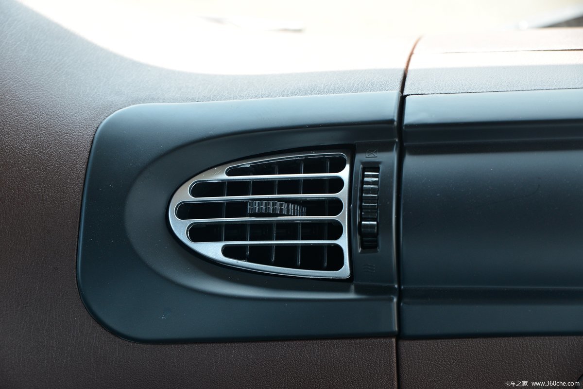 【图】江淮 格尔发K5L 超值版 245马力 6X2 6.2米厢式载货车(国六)(后桥提升)(HFC5251XXYP3K24D46S)_实拍 ...