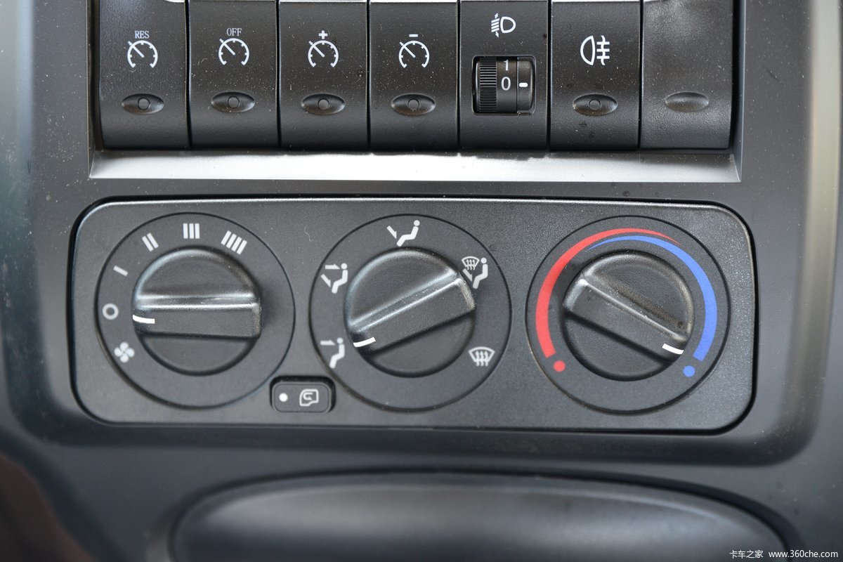 【图】江淮 格尔发K5L 超值版 245马力 6X2 6.2米厢式载货车(国六)(后桥提升)(HFC5251XXYP3K24D46S)_实拍 ...