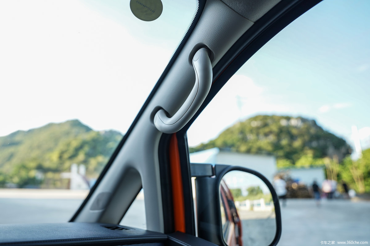 【图】东风风行 菱智V3 定制款 122马力 1.6L封闭厢式货车(国六)_实拍图片_1257368_卡车之家