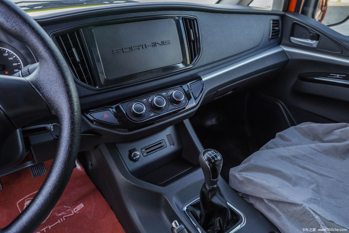 【图】东风风行 菱智V3 定制款 122马力 1.6L封闭厢式货车(国六)_实拍图片_1257368_卡车之家