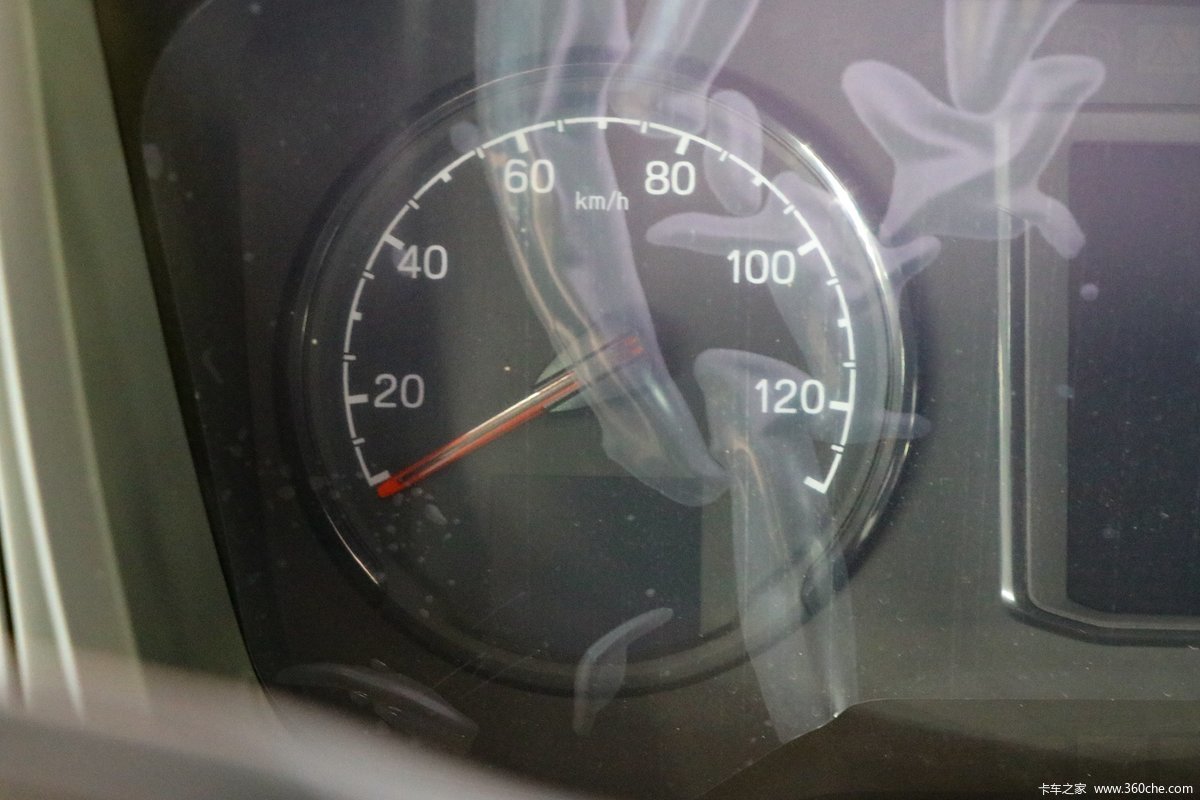 【图】斯堪尼亚 P系列 XT 450马力 4X4 机场快速调运车底盘(国六)_实拍图片_1273667_卡车之家