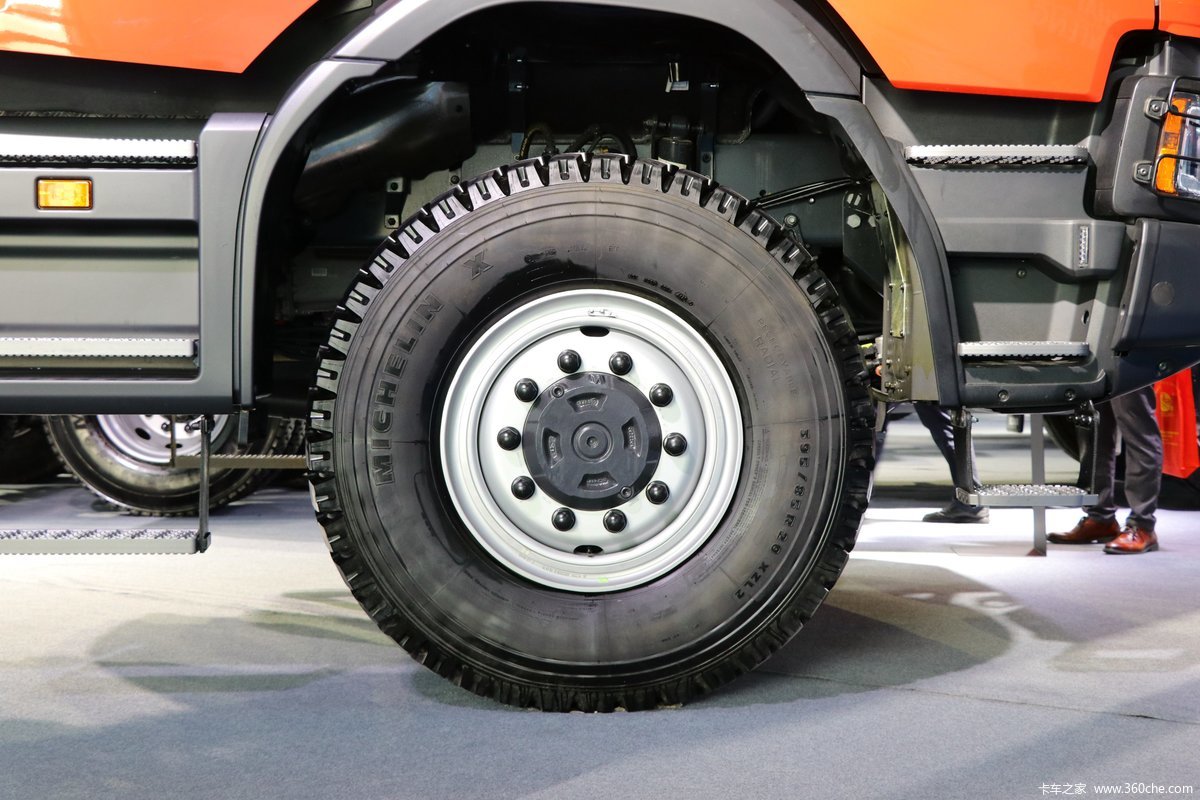 【图】斯堪尼亚 P系列 XT 450马力 4X4 机场快速调运车底盘(国六)_实拍图片_1273689_卡车之家