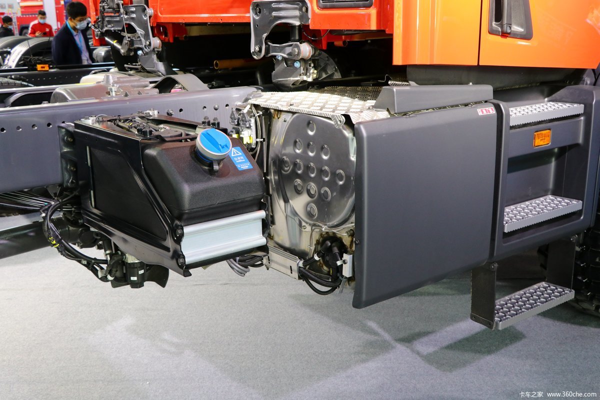 【图】斯堪尼亚 P系列 XT 450马力 4X4 机场快速调运车底盘(国六)_实拍图片_1273697_卡车之家