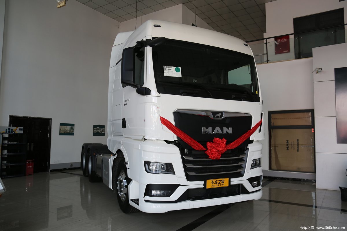 【图】曼(MAN) 新TGX系列重卡 510马力 6X4 AMT自动挡牵引车(TGX26.510)_实拍图片_1310689_卡车之家