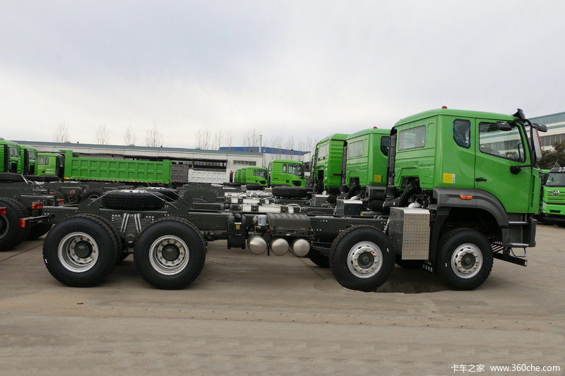 【图】中国重汽HOWO N7W 350马力 8X4 6.2米自卸车(国六)(ZZ3317V306JF1)_实拍图片_1313421_卡车之家