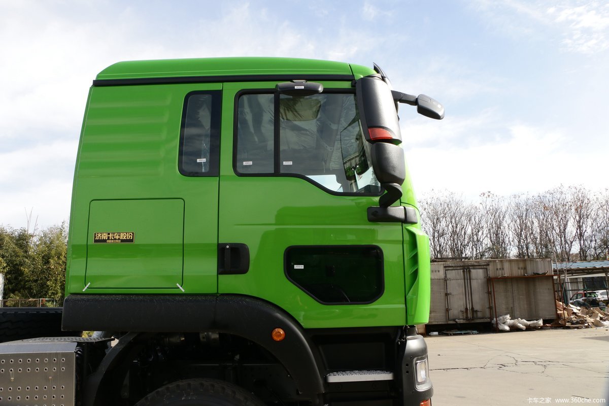 【图】中国重汽HOWO TX 350马力 8X4 7.8米自卸车(ZZ3317V386GF1)_实拍图片_1314542_卡车之家