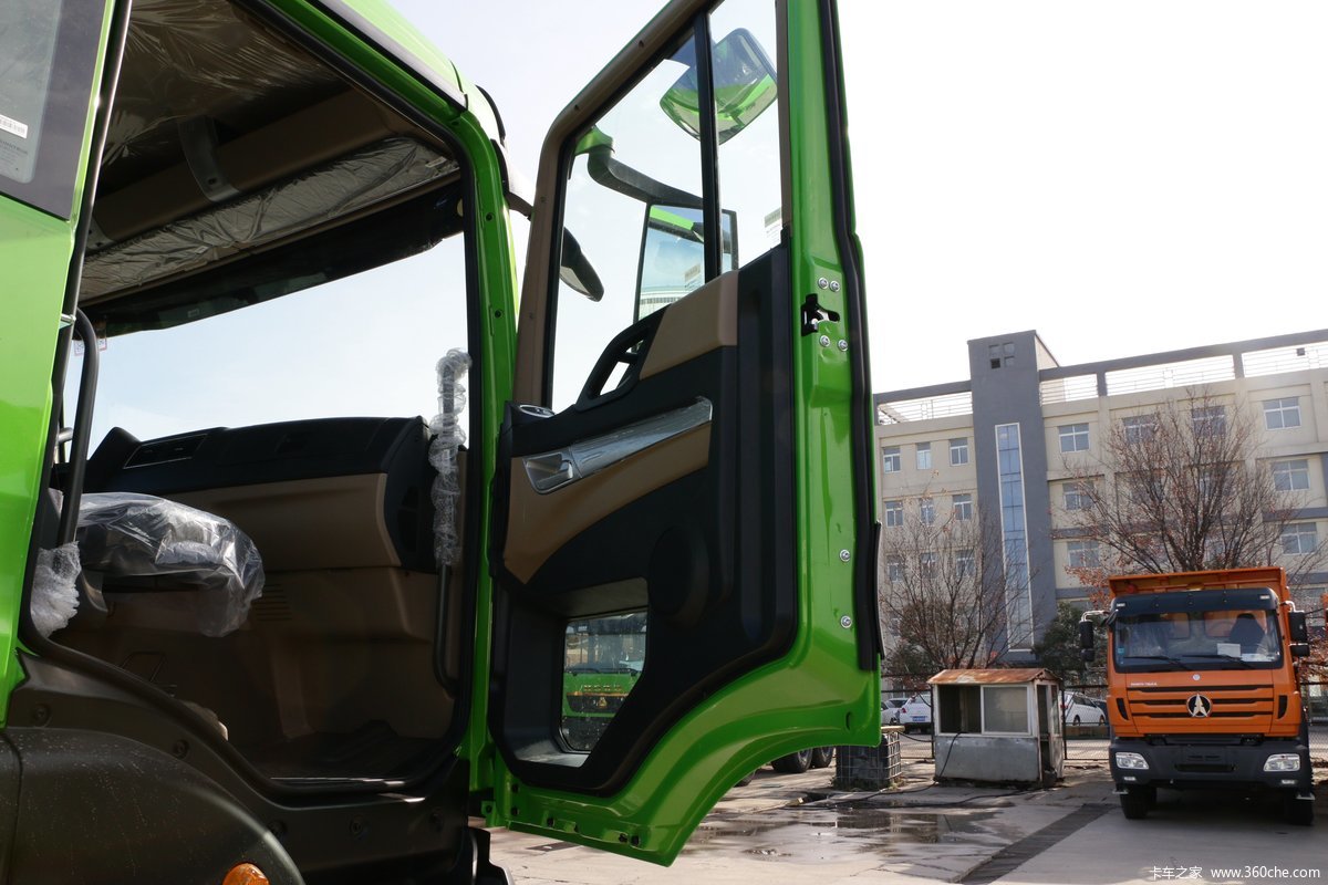 【图】中国重汽HOWO TX 350马力 8X4 7.8米自卸车(ZZ3317V386GF1)_实拍图片_1314616_卡车之家