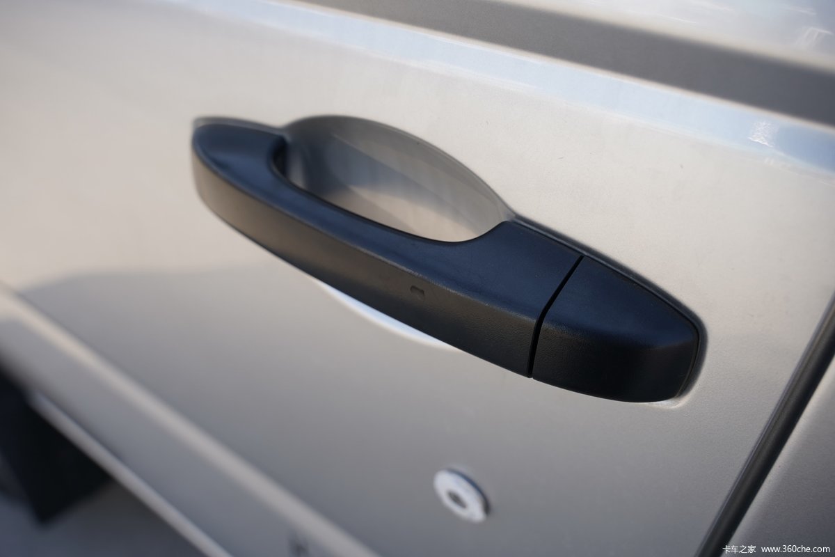 【图】福田 祥菱V3 1.6L 122马力 2.7米双排栏板微卡(国六)(速比5.375)(BJ1030V4AV8-32)_实拍图片_1341662_卡车之家