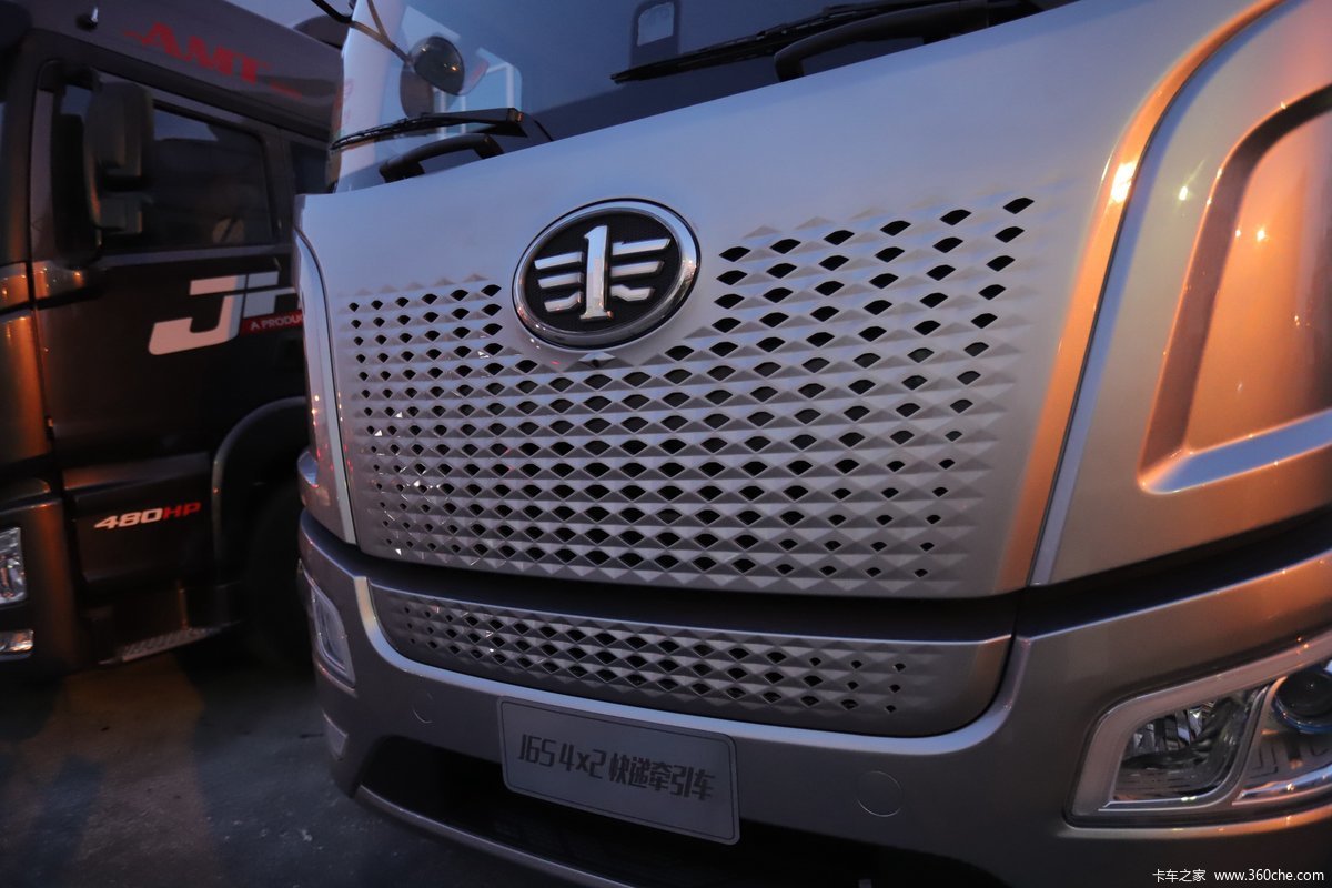 【图】一汽解放 J6E重卡 4X2 AMT牵引车(国六)(CA4180P66K24E6)_实拍图片_1347236_卡车之家