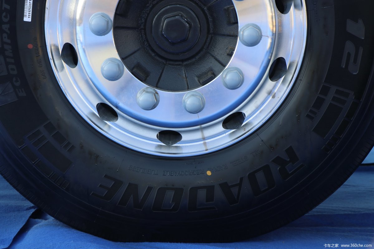 【图】徐工重卡 漢風G7 6X4 纯电动牵引车_实拍图片_1373663_卡车之家