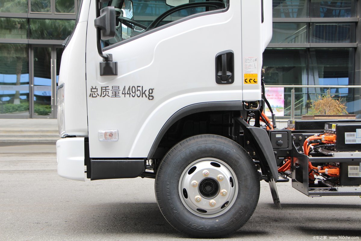 【图】东风柳汽 乘龙L2 4.5T 4.165米单排纯电动厢式轻卡(LZ5040XXYL2AZBEV121)89.12kWh_实拍图片 ...