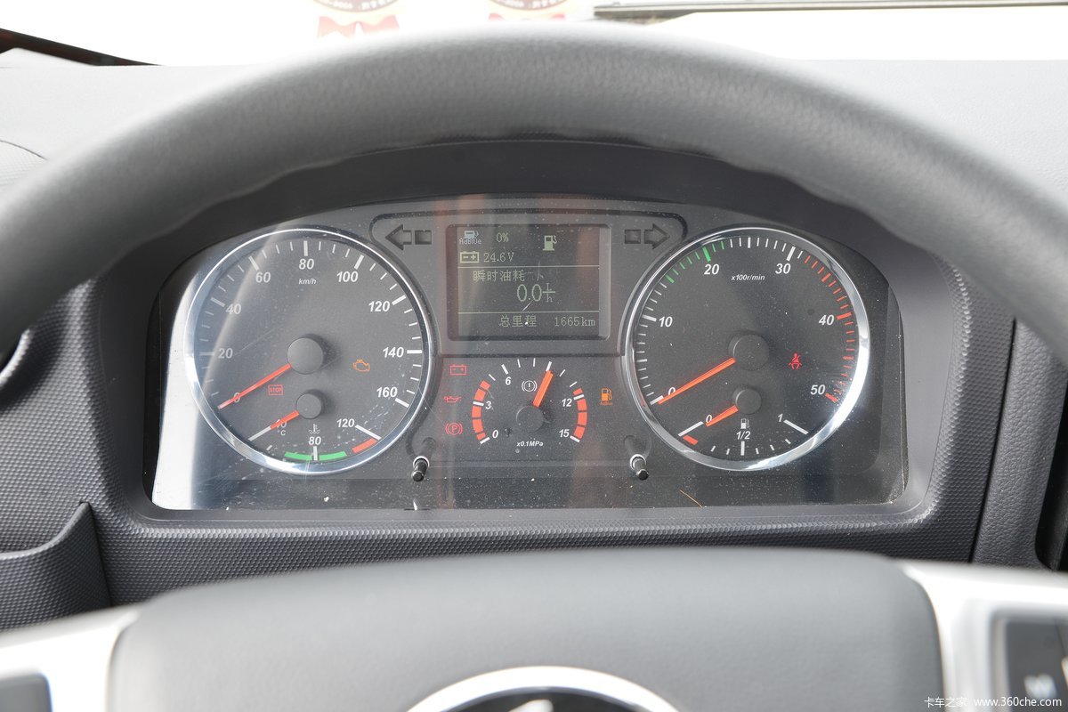 【图】解放 虎VH 150马力 4.16米单排厢式轻卡(国六)(CA5040XXYP40K56L2E6A84)_实拍图片_1391536_卡车之家