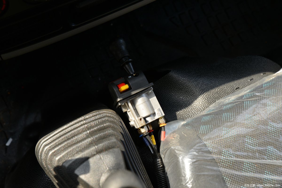 【图】东风 福瑞卡F6 140马力 4×2 3.13米自卸车(国六)(EQ3040D5EDF)_实拍图片_1393725_卡车之家