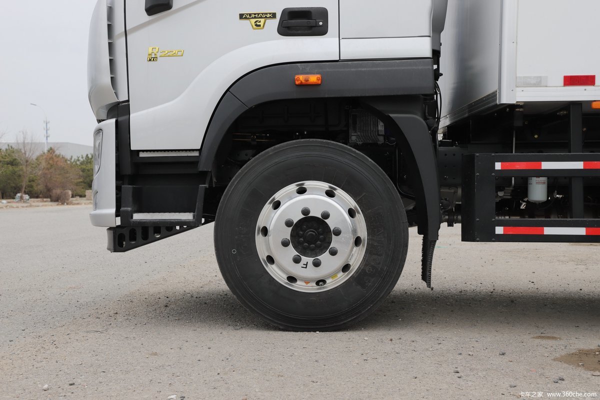 【图】福田 欧航R pro系 2022款 220马力 6.8米 AMT自动挡厢式载货车(国六)(BJ5186XXY-1M)_实拍图片 ...