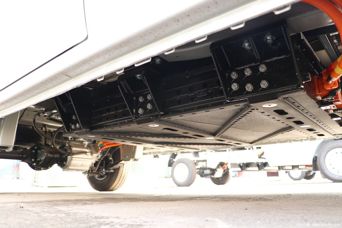 【图】瑞驰 EC35Ⅲ 2021款 长续航版 2.6T 2座 4.5米纯电动封闭货车41.86kWh_实拍图片_1401717_卡车之家