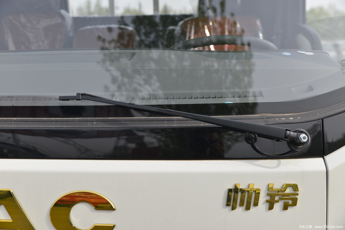 【图】江淮 帅铃Q6 豪华版 160马力 4.18米单排栏板轻卡(国六)(HFC1048P71K2C7S)_实拍图片_1427706_卡车之家