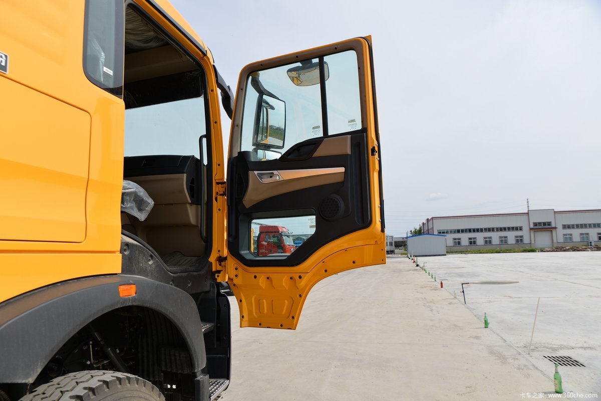 【图】中国重汽 HOWO TX重卡 440马力 8X4 6.5米自卸车(国六)(ZZ3317V326GF1)_实拍图片_1437144_卡车之家