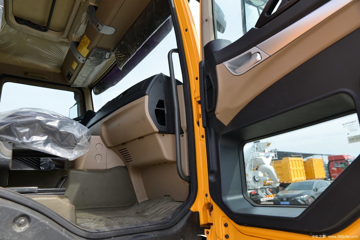 【图】中国重汽 HOWO TX重卡 440马力 8X4 6.5米自卸车(国六)(ZZ3317V326GF1)_实拍图片_1437144_卡车之家