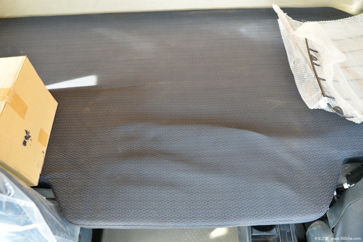 【图】中国重汽 HOWO TX重卡 440马力 8X4 6.5米自卸车(国六)(ZZ3317V326GF1)_实拍图片_1437167_卡车之家