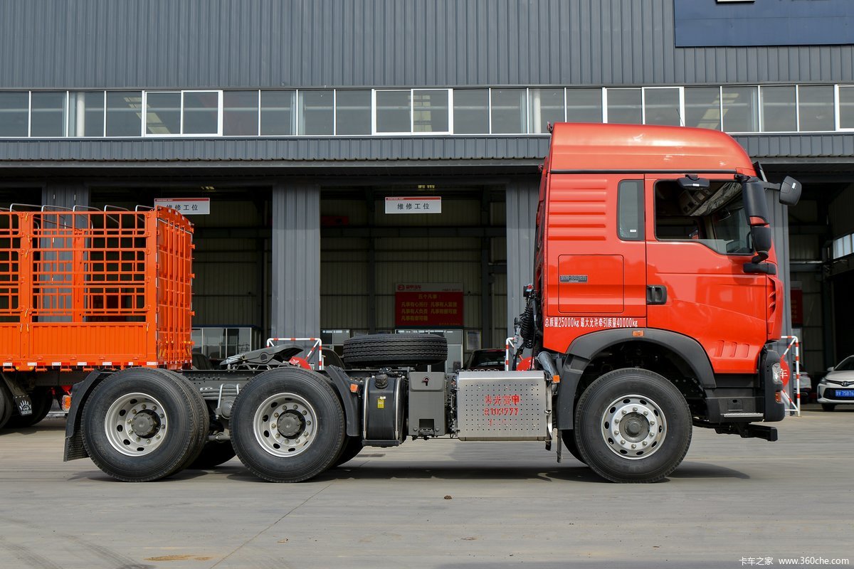 【图】中国重汽 HOWO TX重卡 460马力 6X4 牵引车(国六)(ZZ4257W324GF1)_实拍图片_1437295_卡车之家