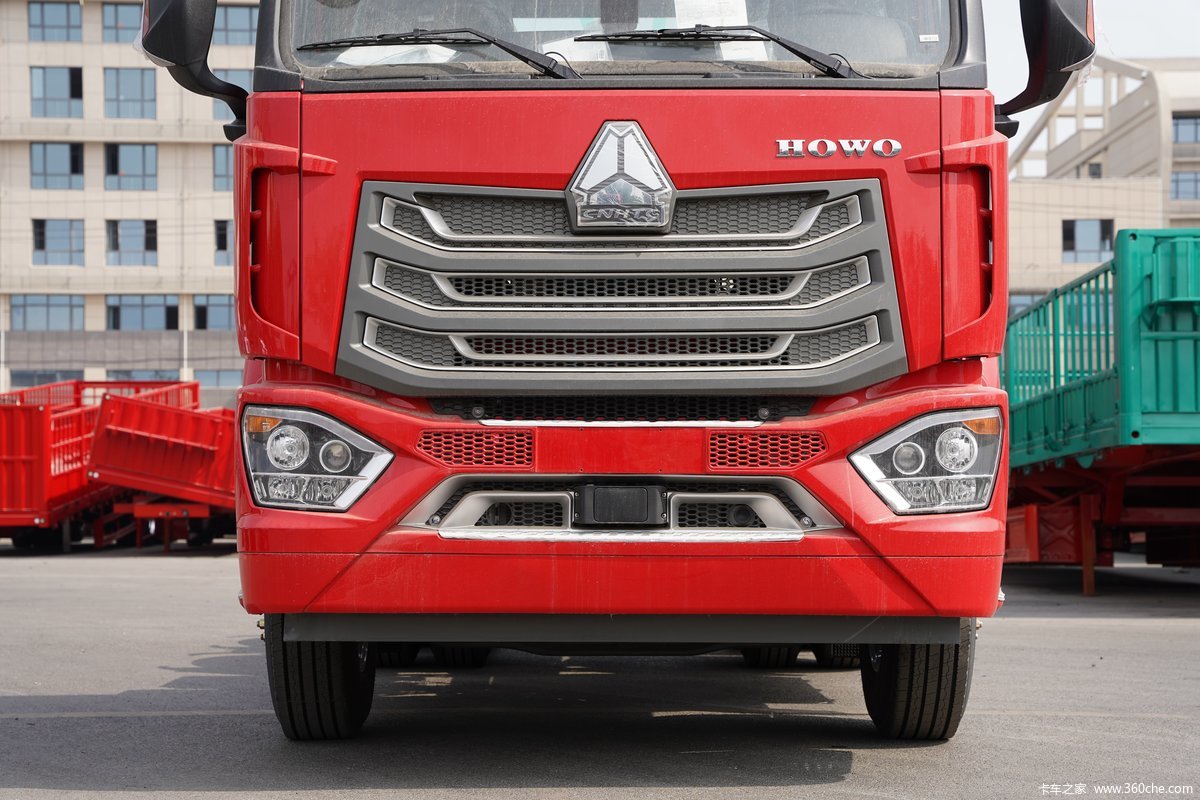 【图】中国重汽 豪沃N7W重卡 460马力 6X4 子母牵引车(母车)(ZZ4257V344JF1)_实拍图片_1439231_卡车之家