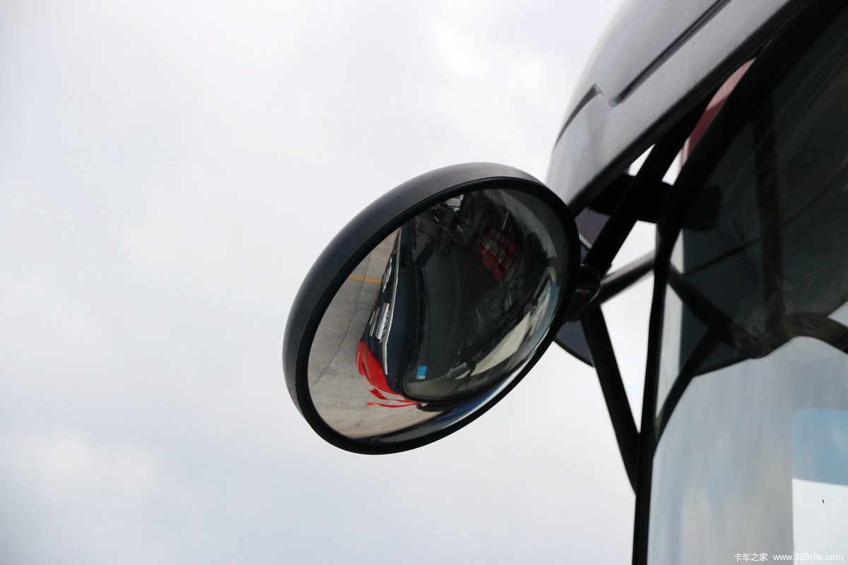 【图】东风华神 HV5 460马力 6X4 牵引车(国六)(EQ4250GL6D)_实拍图片_1440378_卡车之家